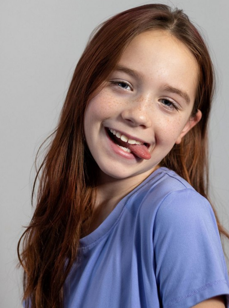 Elisabelle M.