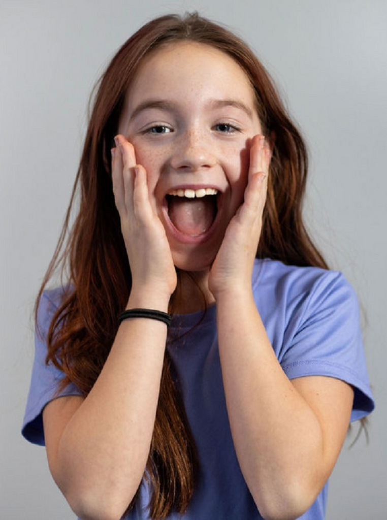 Elisabelle M.